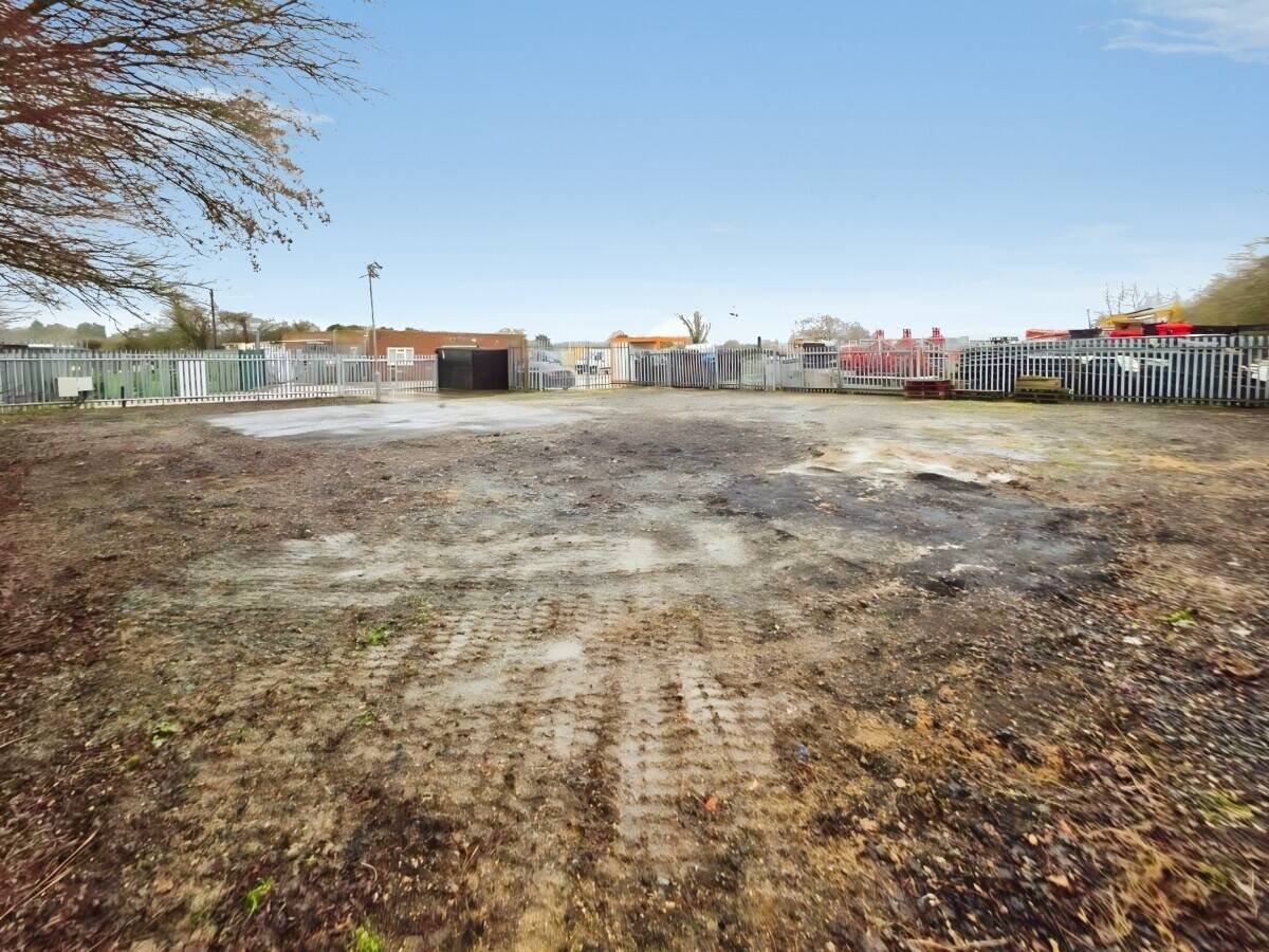 Commercial Property To Rent in Colchester - Rightbiz