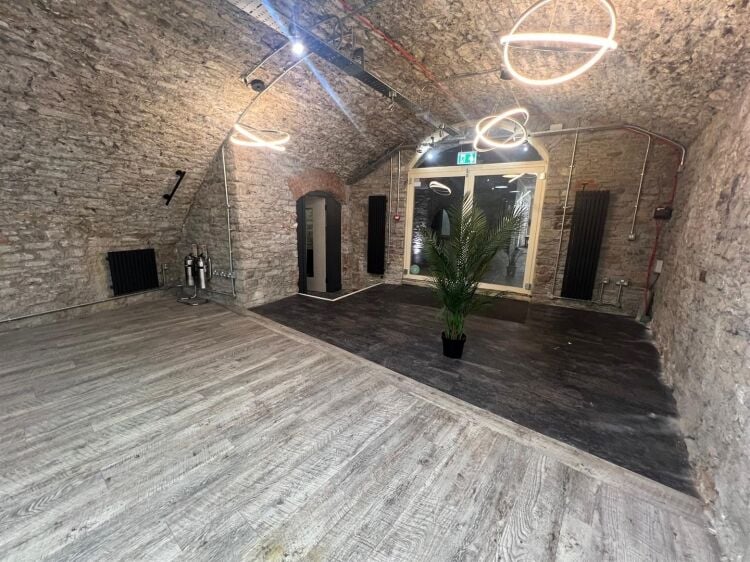Contemporary Ground Floor Commercial Unit In Prestigious Mixed Use ...