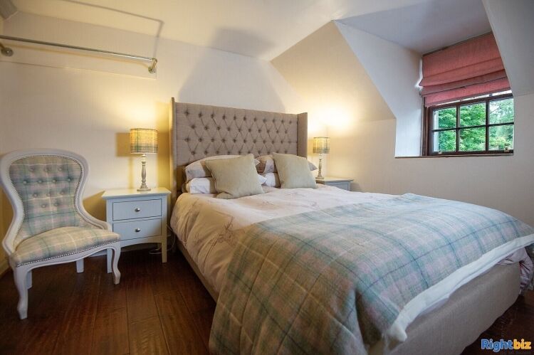 Highland Country Inn & Smokehouse With Adjoining Cottage In Scenic ...