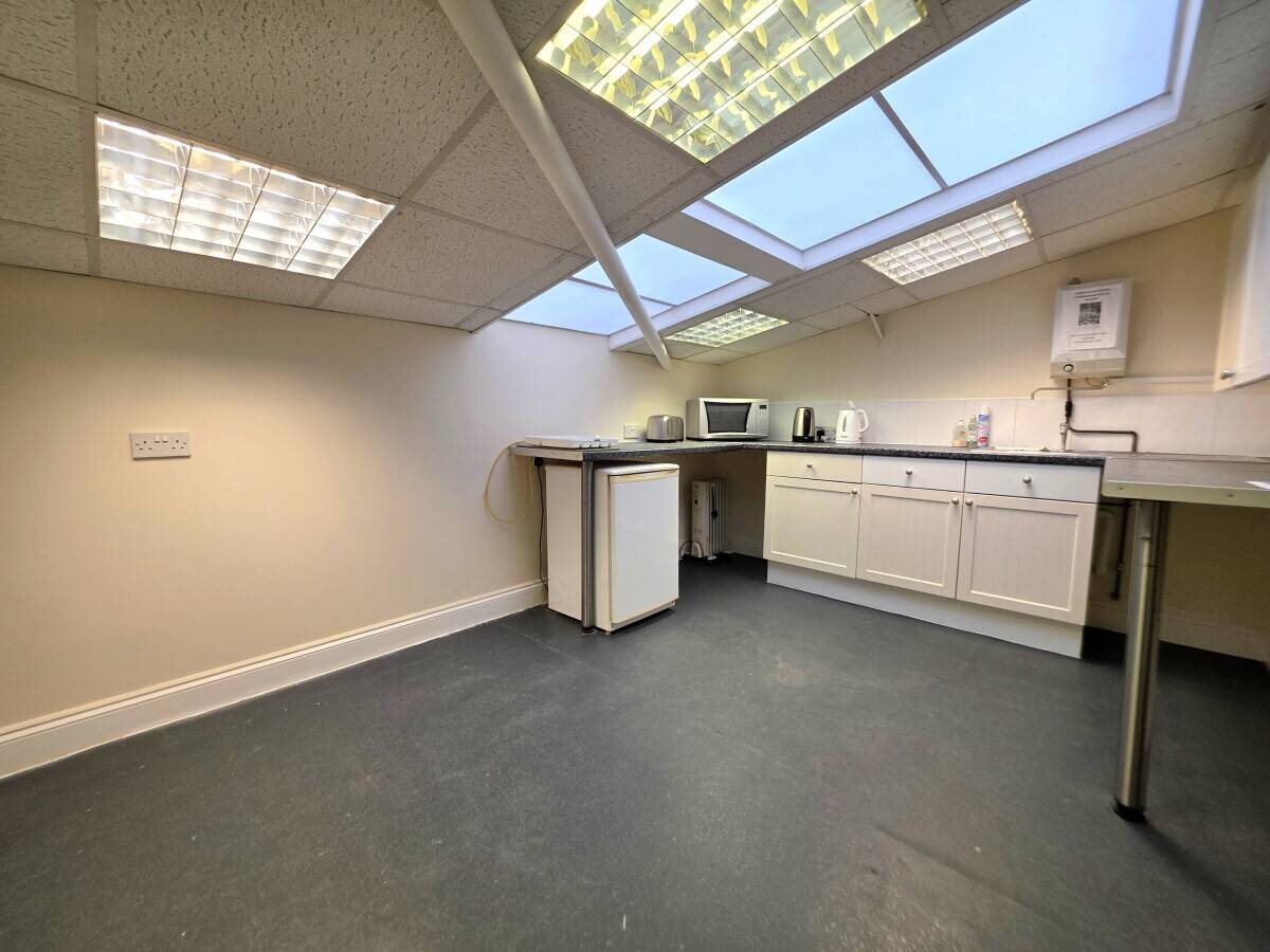 Light Industrial Unit 2493 Sq Ft In Basildon Essex With Versatile Space ...