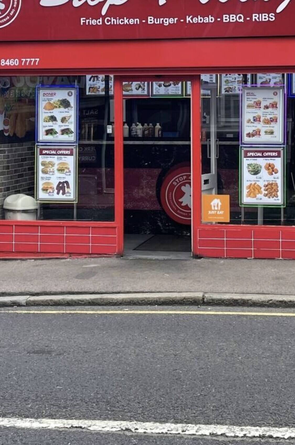 Well Presented Fried Chicken & Pizza Shop for Sale in Prime London Location