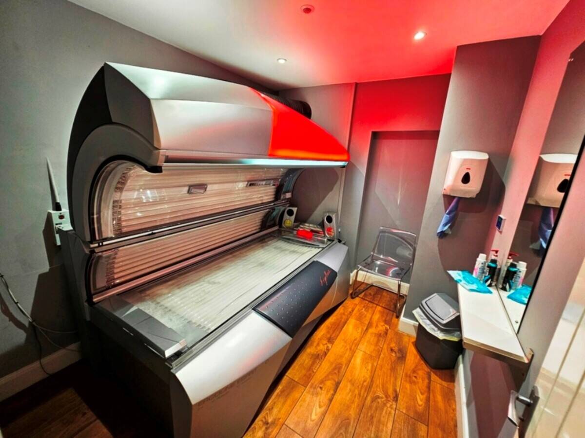 Staff-run sunbed shop for lease in Essex with five tanning rooms and ...
