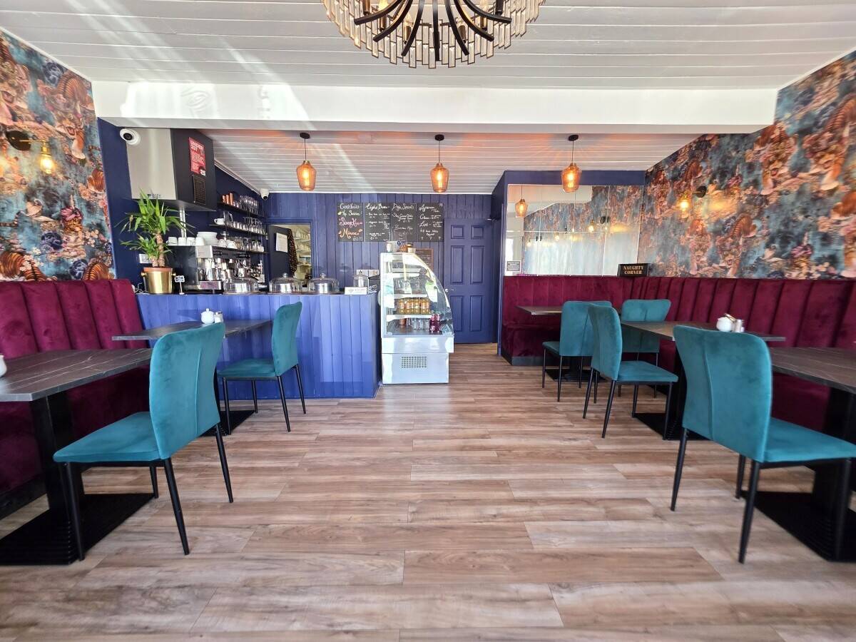 Tea rooms and coffee shop for sale in Corringham Essex with leasehold ...