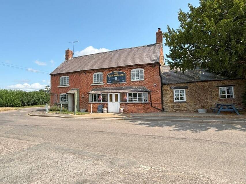 Village pub for sale in Daventry Northamptonshire near Oxfordshire and ...