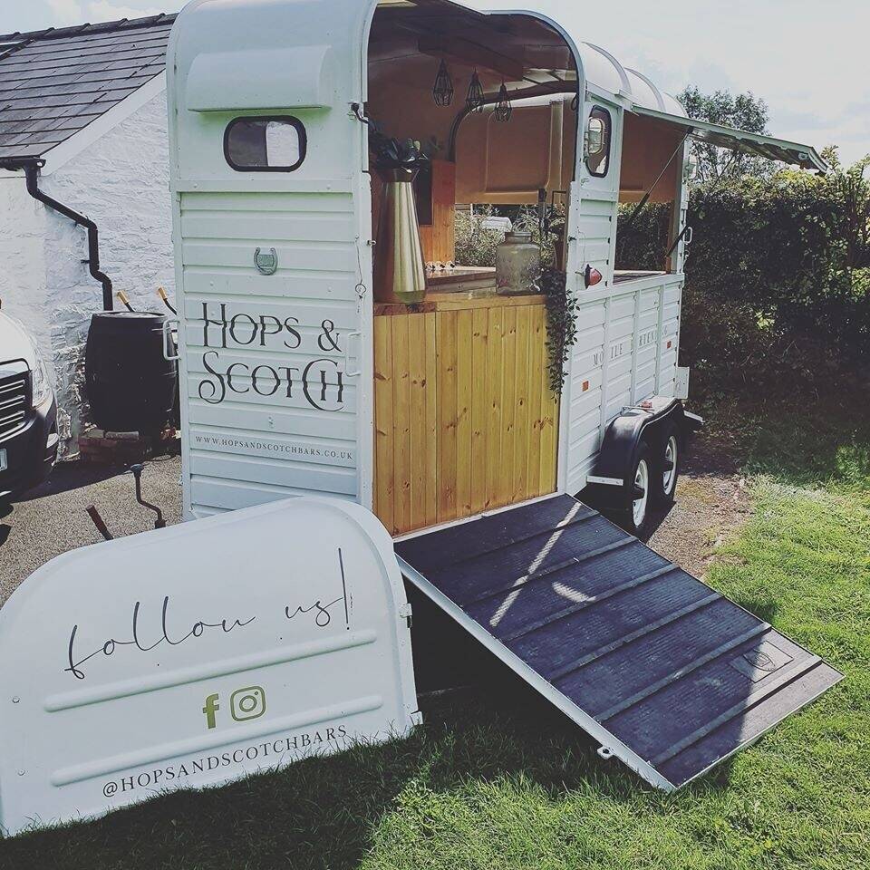 Fully Equipped, Ready-to-Run Mobile Bar Company in North Wales, Relocatable