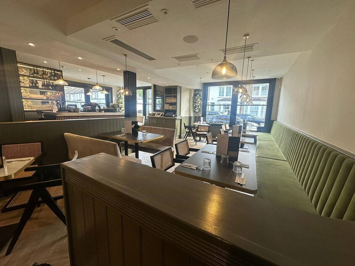 Double Fronted & Fully Fitted Restaurant For Sale In Twickenham With ...