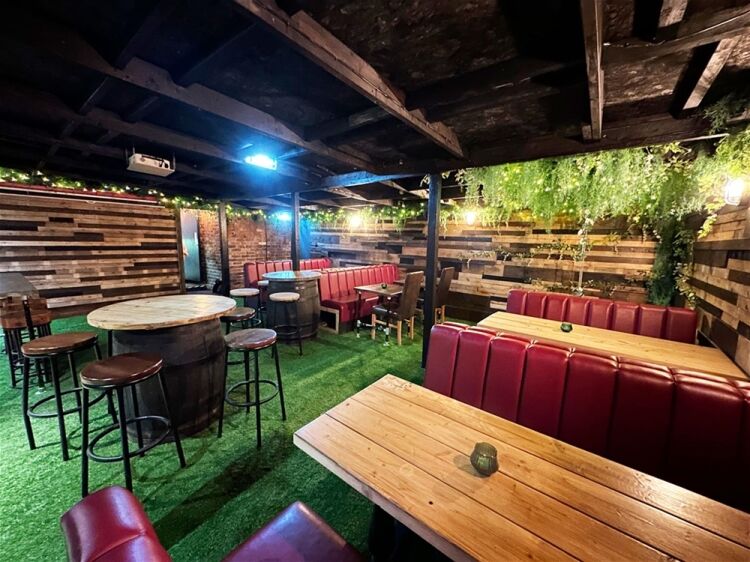 Bar Club In Hazel Grove For Sale - Rightbiz