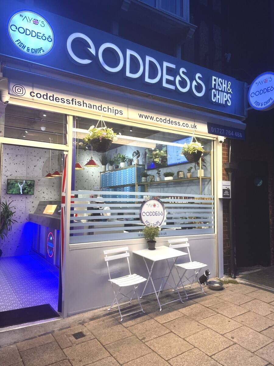 Fish and chips shop for sale in St Albans near the train station