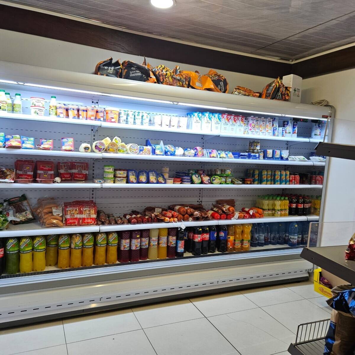 Modern Romanian Specialty Shop with Two Levels for Sale in Walthamstow ...