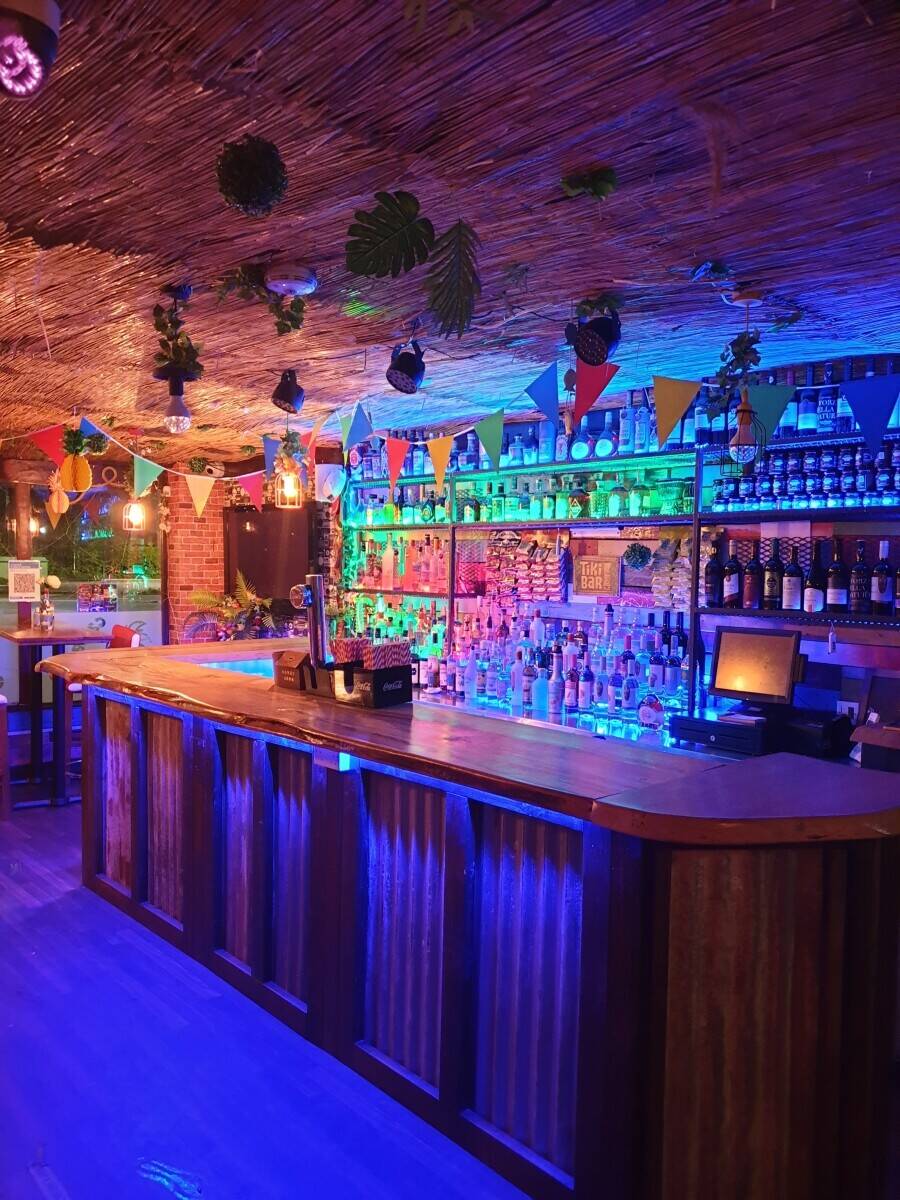 Prime Bournemouth Bar/Restaurant for Sale - High Turnover, Loyal ...